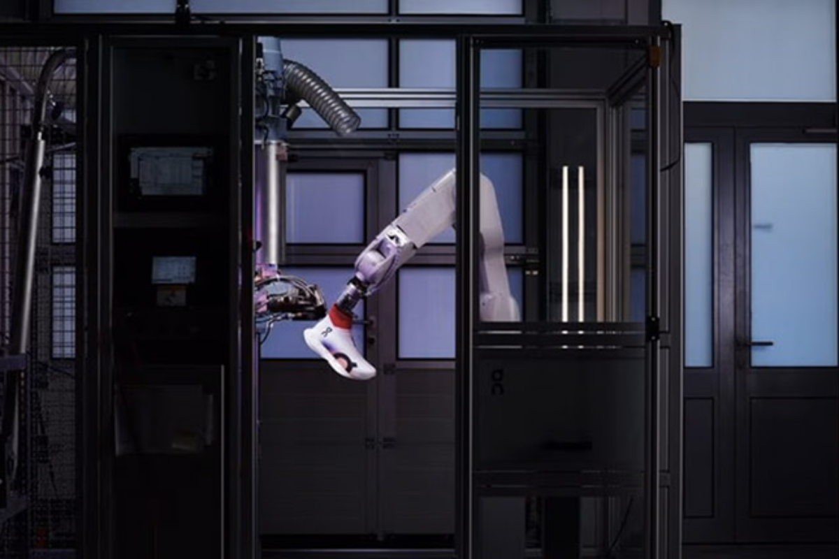 On Introduces Eco-Friendly LightSpray Shoe Technology - ESG HUB